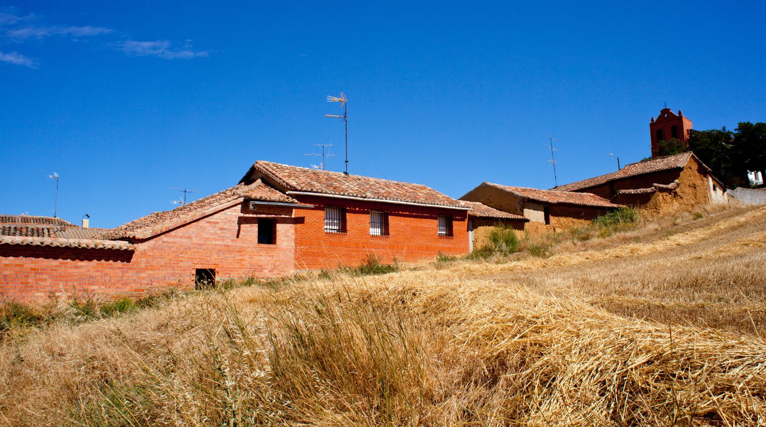 ¿Cúal es la diferencia entre una casa y un chalet?